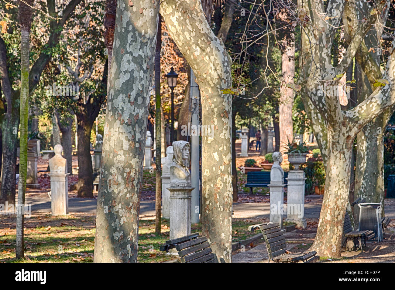 rough path in the city park in Rome Stock Photo - Alamy