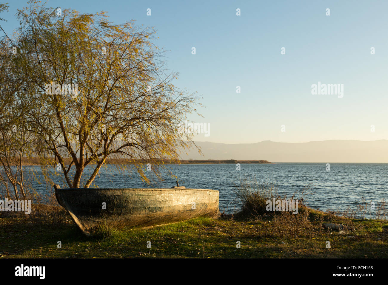 beached fishing boats Stock Photo - Alamy