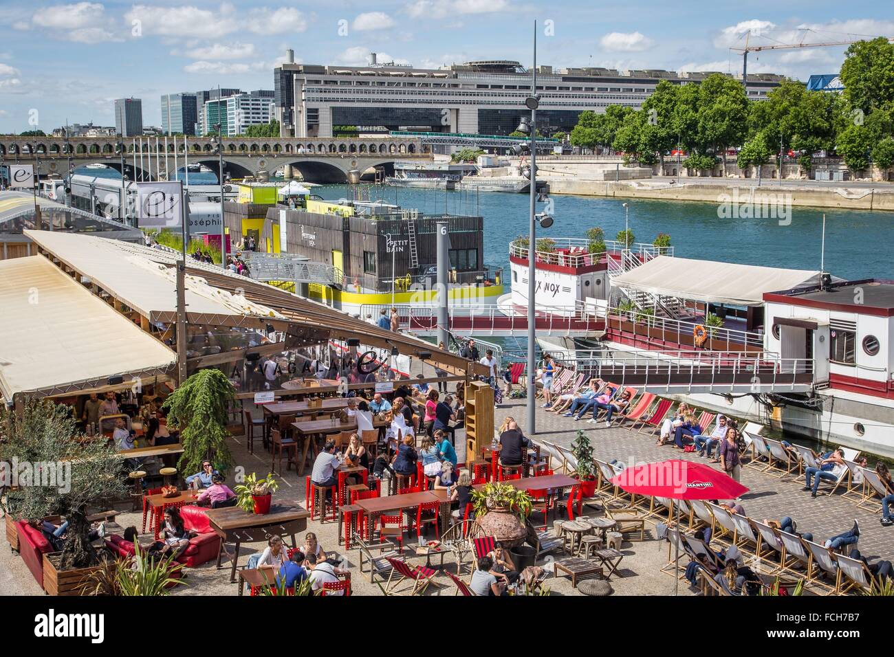 Cafe terrace on barge hi-res stock photography and images - Alamy