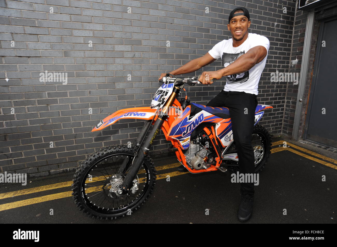 Anthony joshua hi-res stock photography and images - Alamy