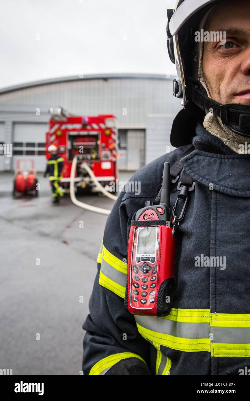 Firefighter france portrait hi-res stock photography and images - Alamy