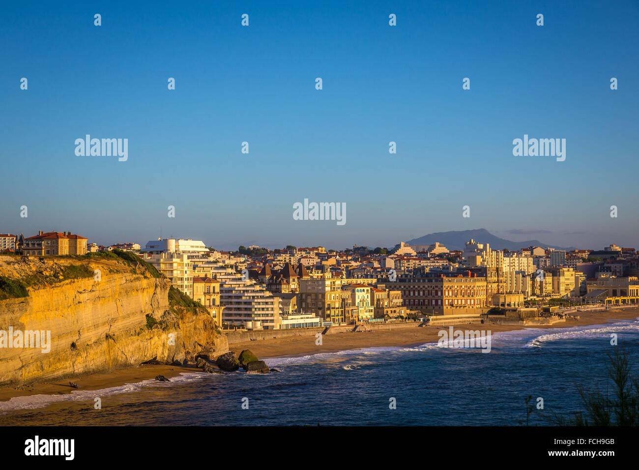 Atlantic pyrenees 64 hi-res stock photography and images - Alamy