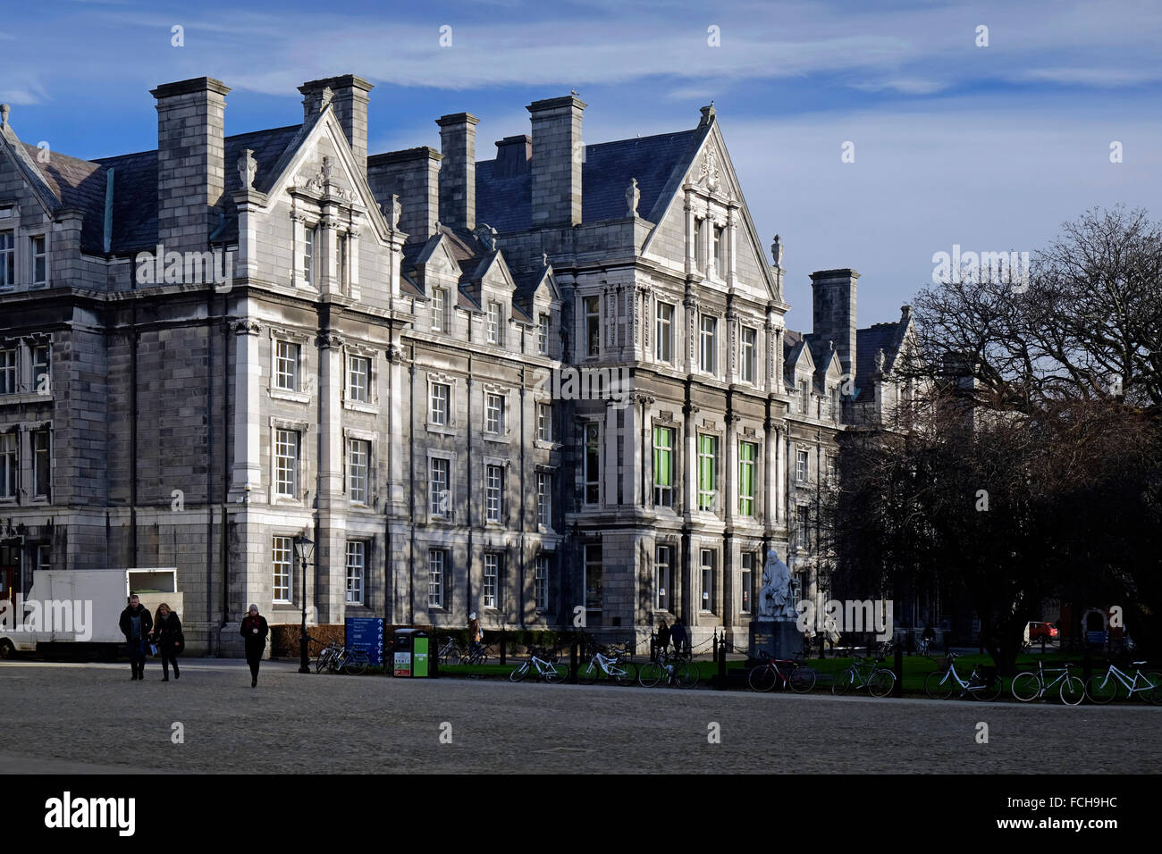 Georgian buildings trinity college dublin ireland hi-res stock ...