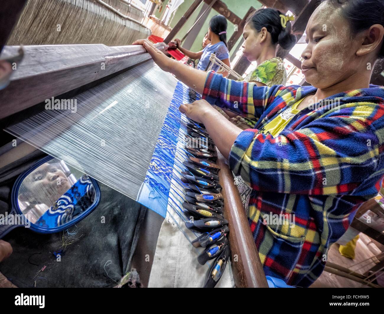 Embroidery loom hi-res stock photography and images - Alamy