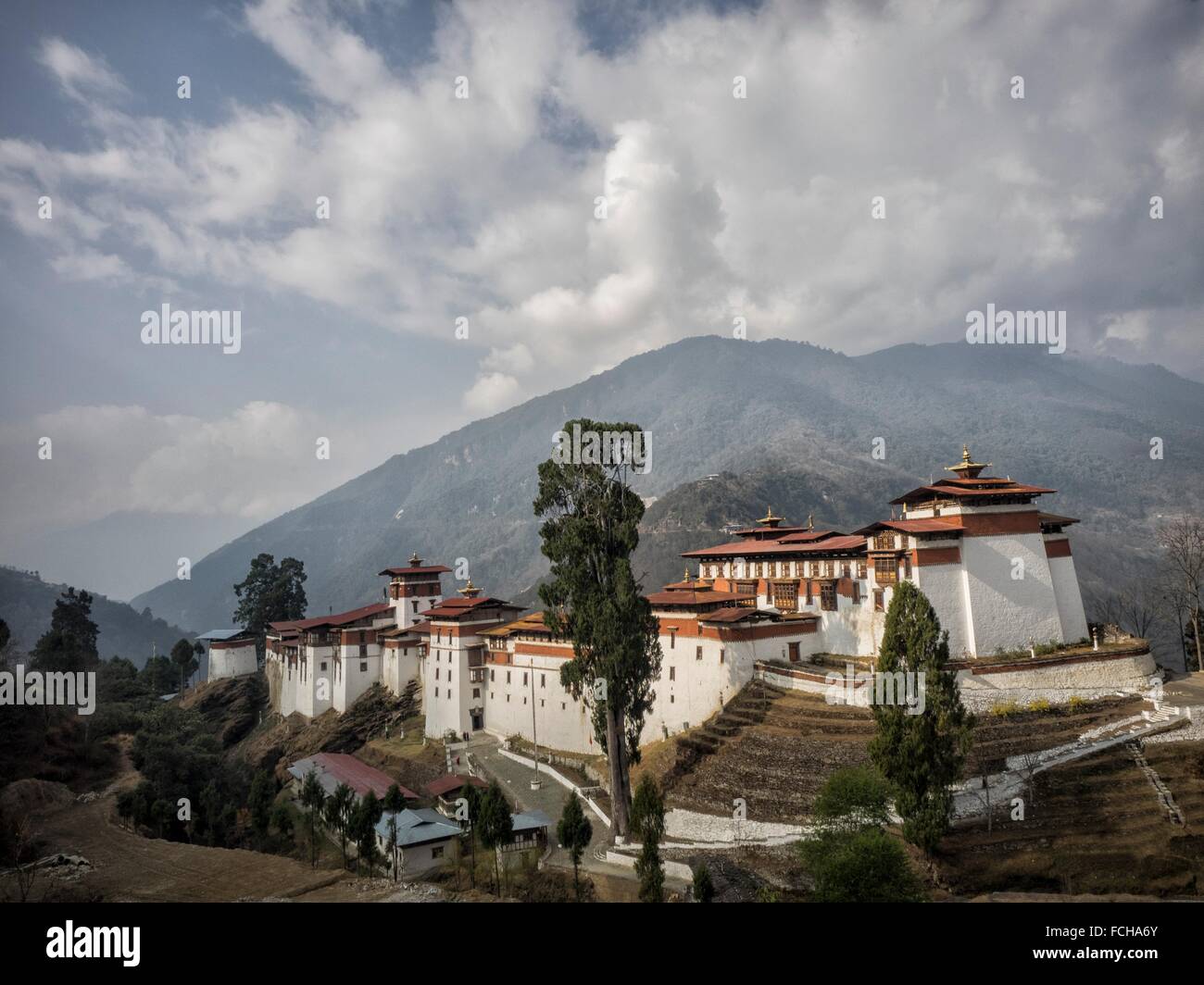 Trongsa temple hi-res stock photography and images - Alamy