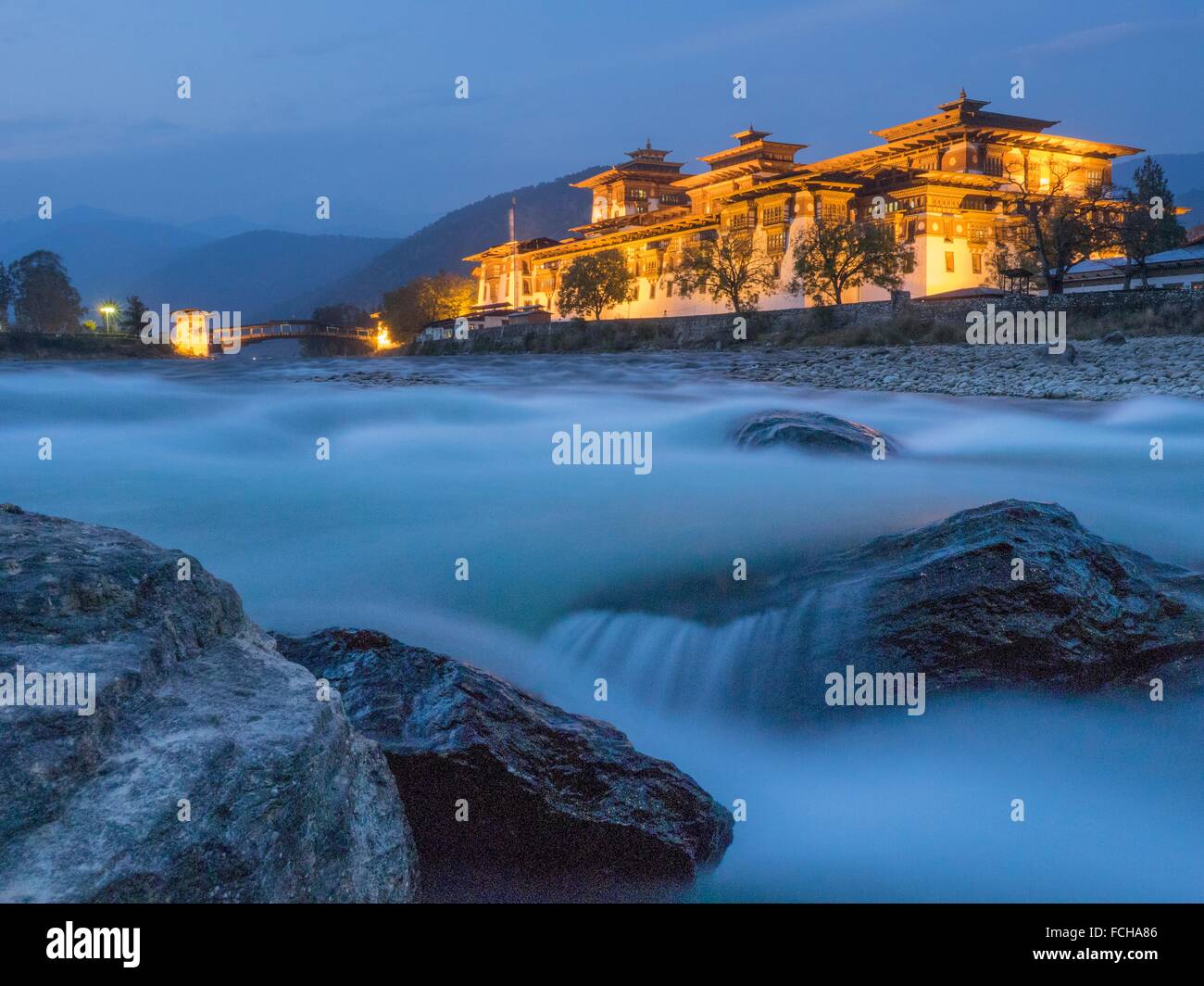 Punakha bhutan hi-res stock photography and images - Alamy