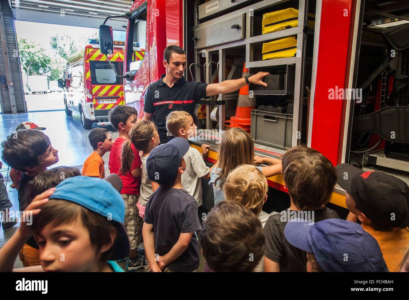 Firefighter rescue child hi-res stock photography and images - Alamy