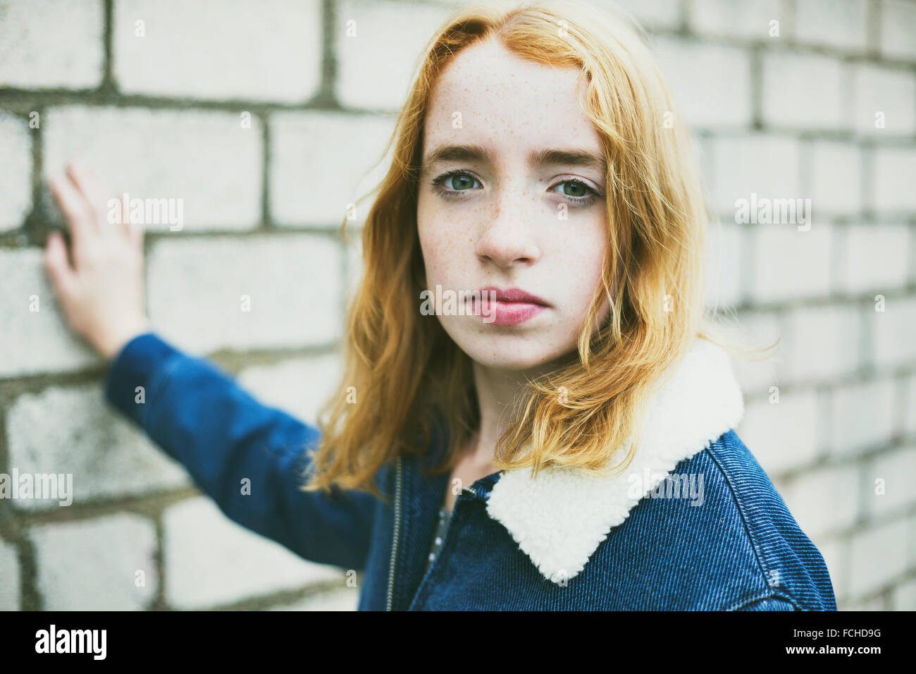 Defiant portrait girl hi-res stock photography and images - Alamy