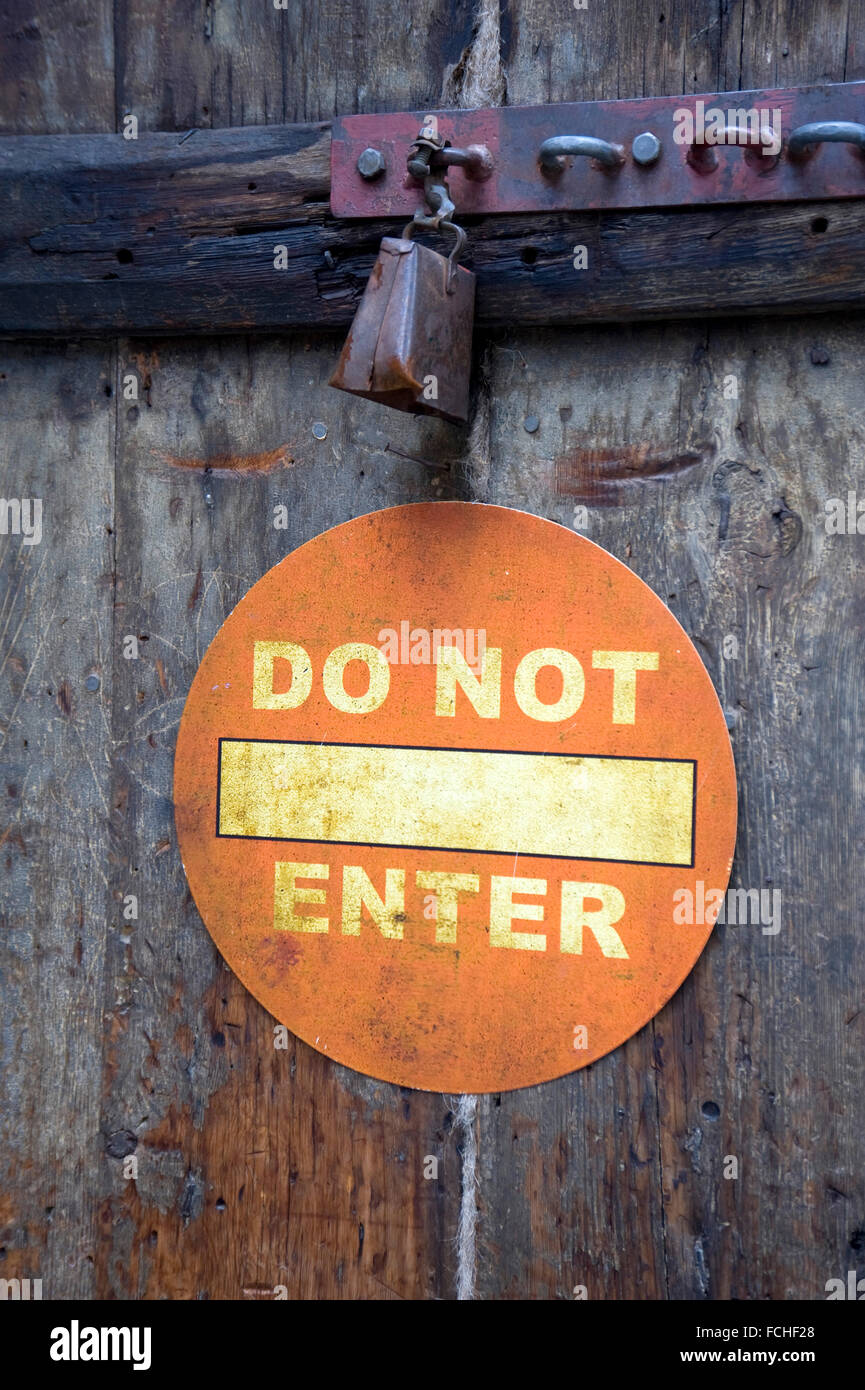 France Do not enter sign Stock Photo - Alamy