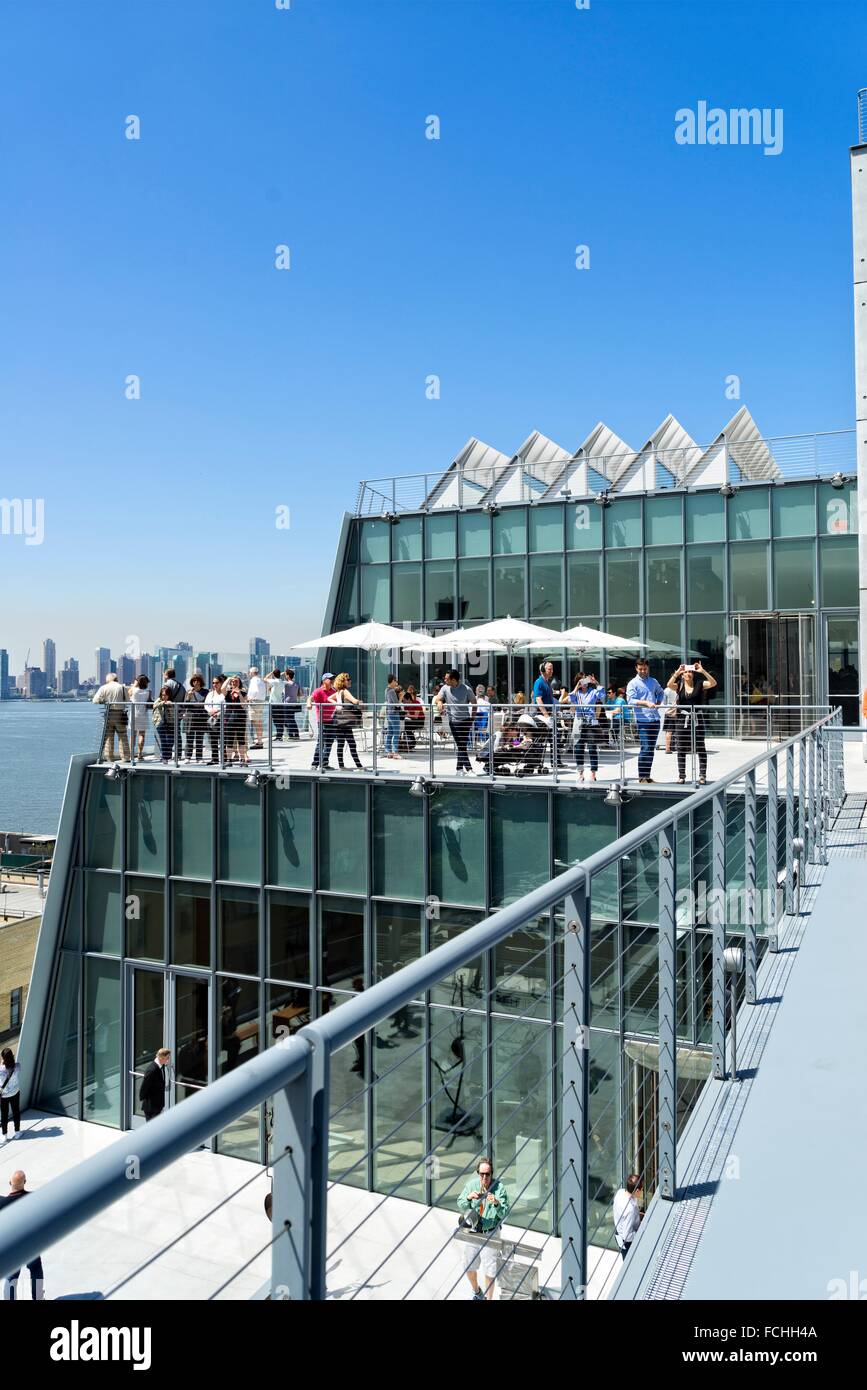 Renzo piano meatpacking district hi-res stock photography and images ...