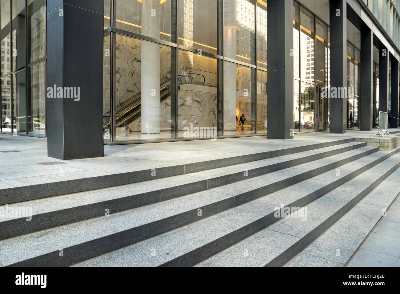 Picture windows hi-res stock photography and images - Alamy