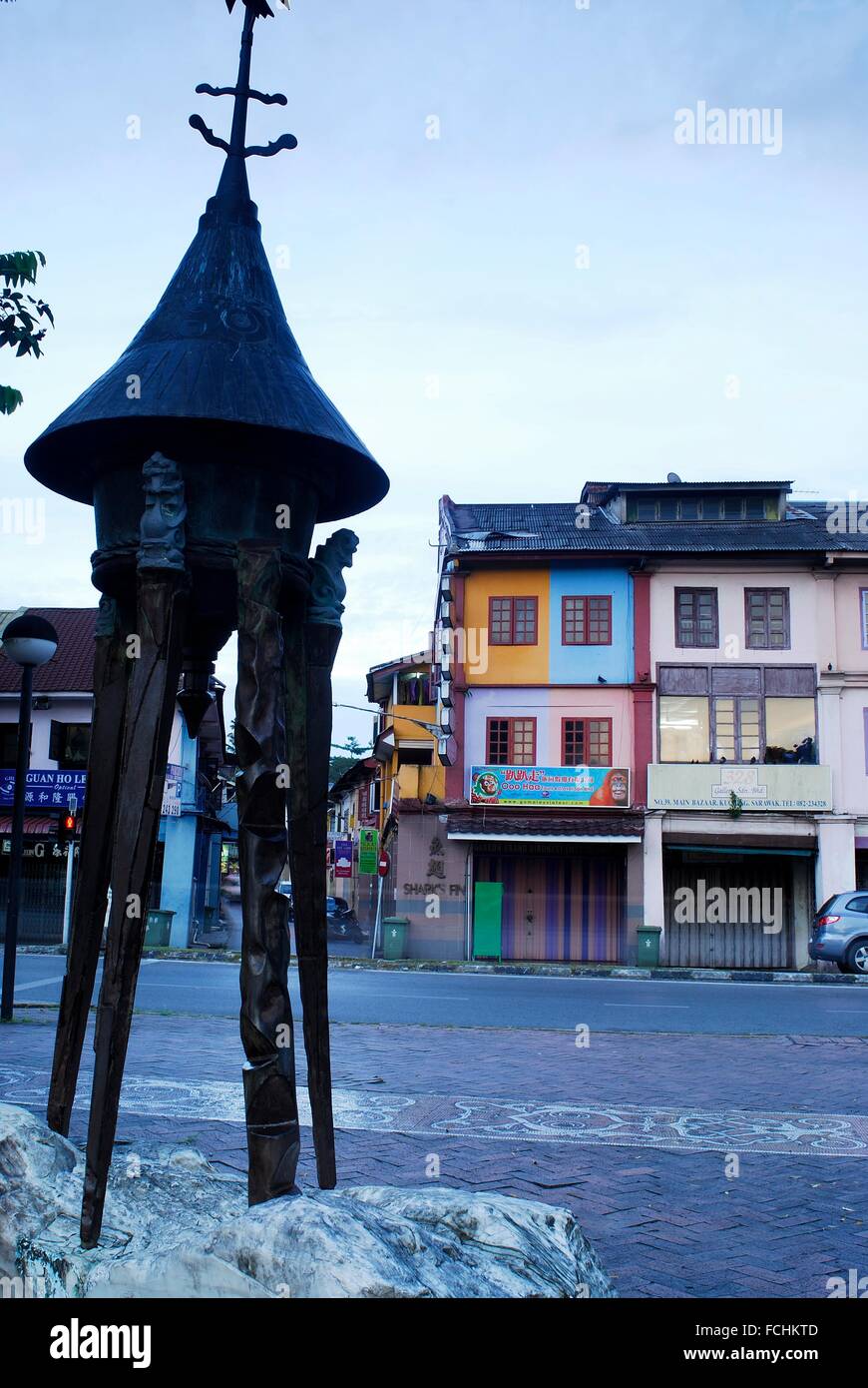 Kuching waterfront bazaar hi-res stock photography and images - Alamy