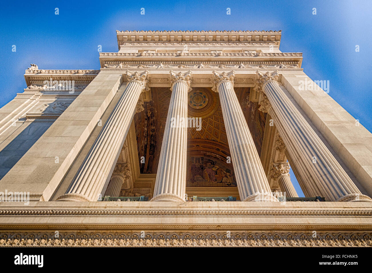 white imposing monument in Rome, Italy Stock Photo - Alamy