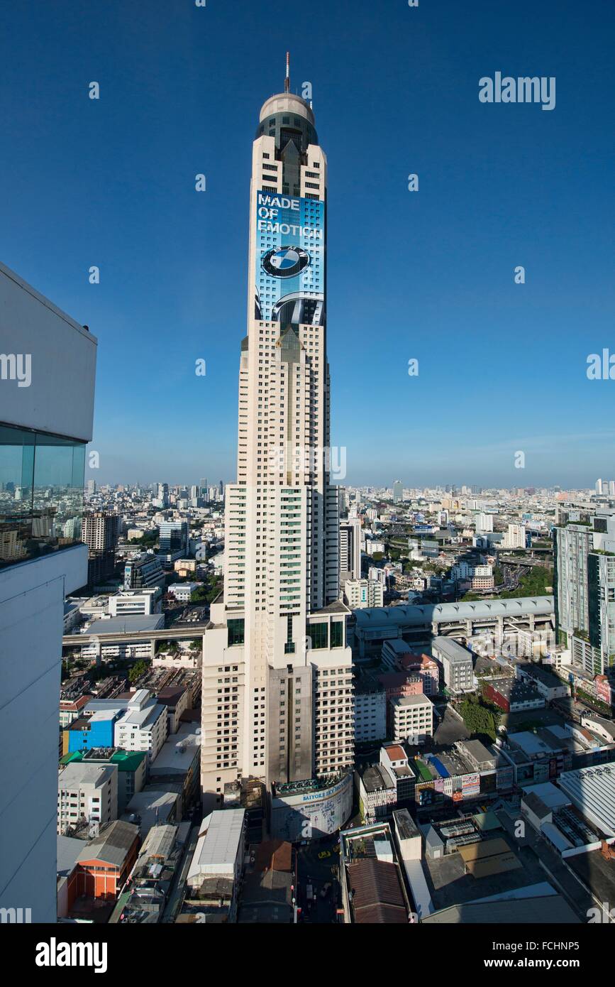 View of the Baiyoke Tower, Thailand´s tallest building, Bangkok ...