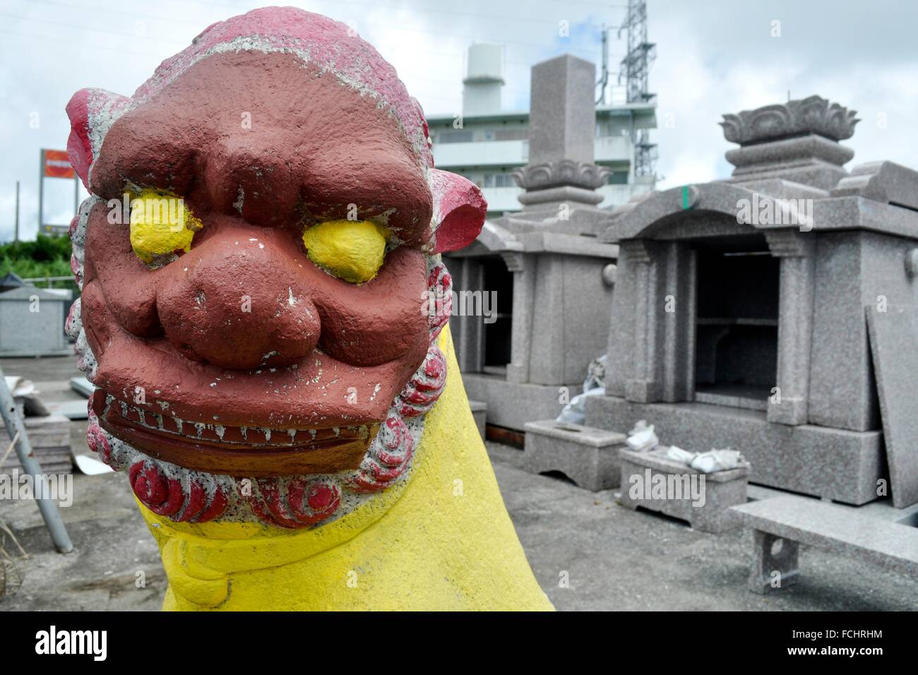Okinawa shisa hi-res stock photography and images - Alamy