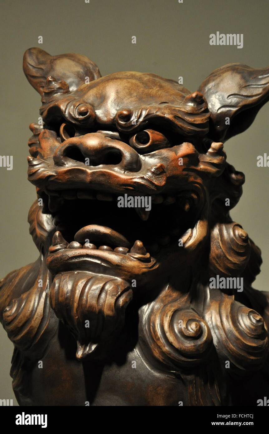 Naha okinawa japan shisa hi-res stock photography and images - Alamy