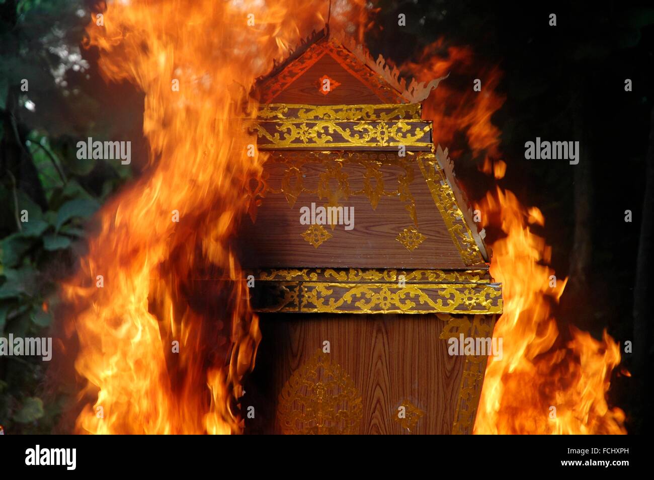 Buddhist Funeral Pyre High Resolution Stock Photography and Images - Alamy