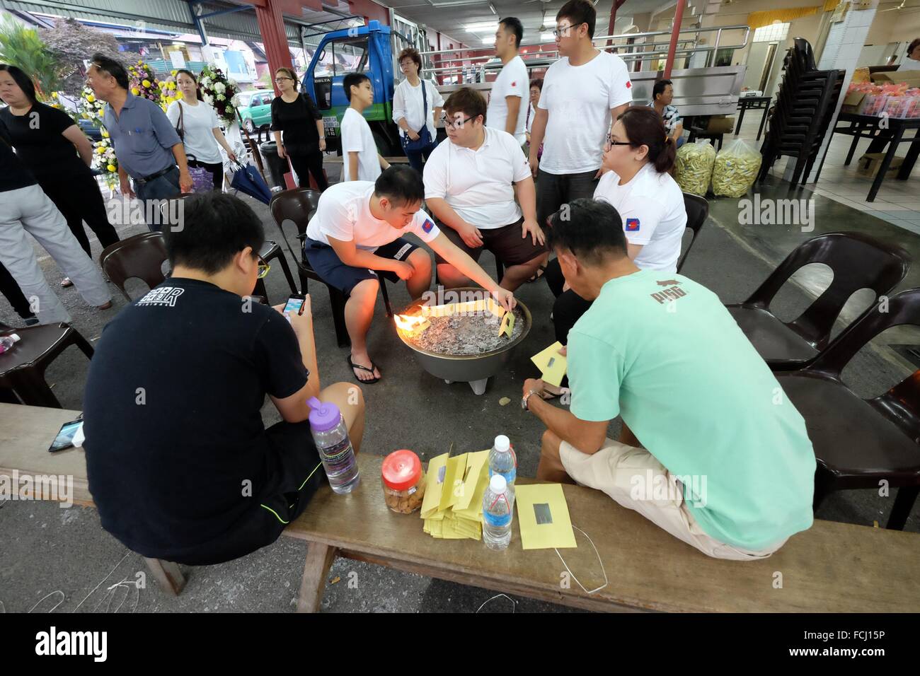 Burial burning hi-res stock photography and images - Alamy