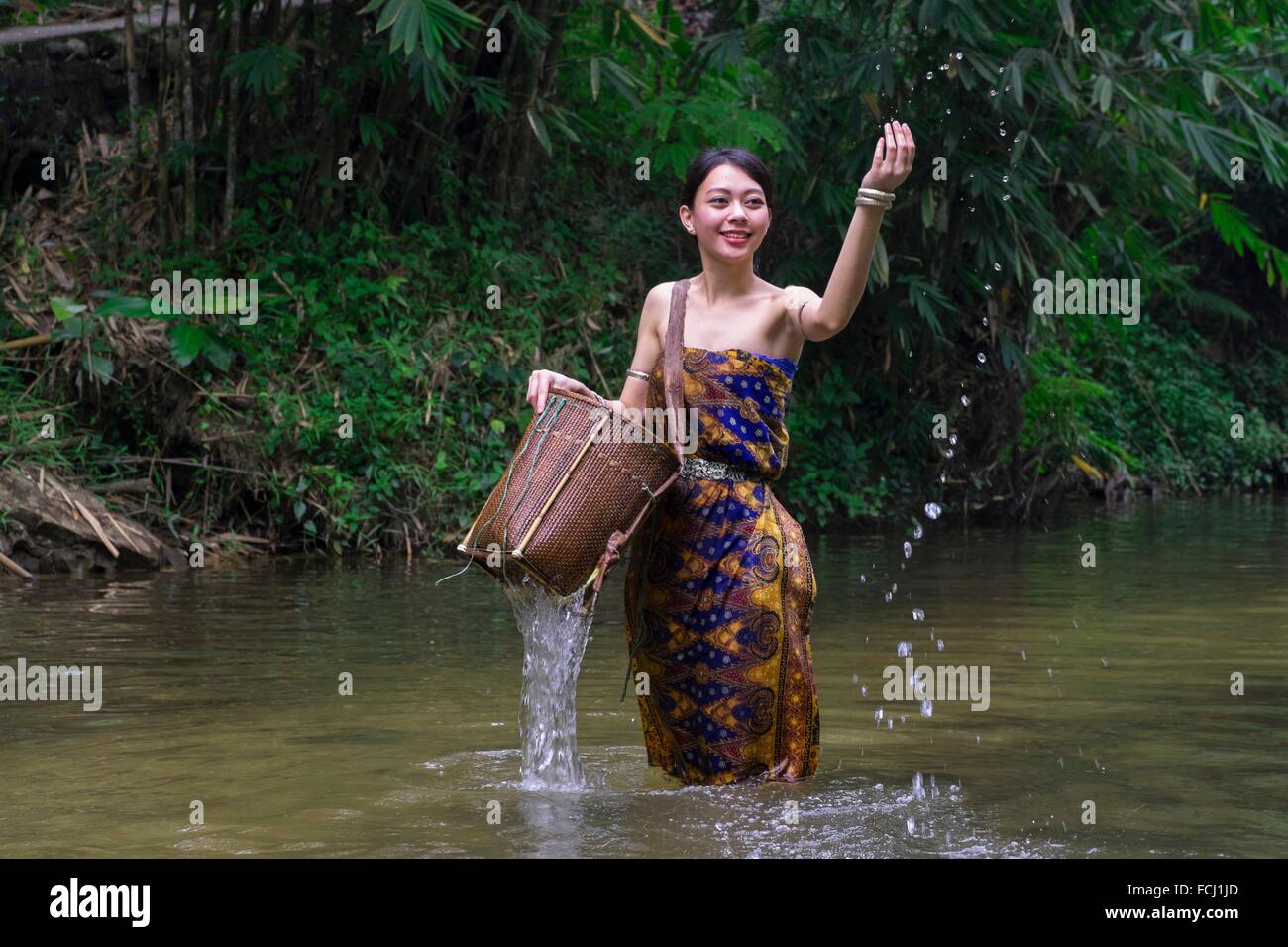 Sarong And Swimsuit Stock Photos & Sarong And Swimsuit Stock Images - Alamy