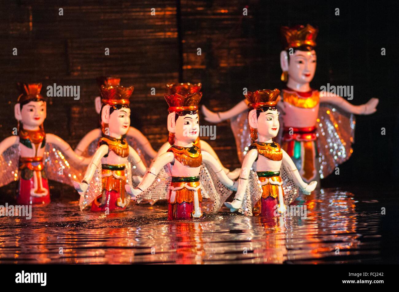 Water muppets show at Ha Long Bay, Vietnam Stock Photo - Alamy