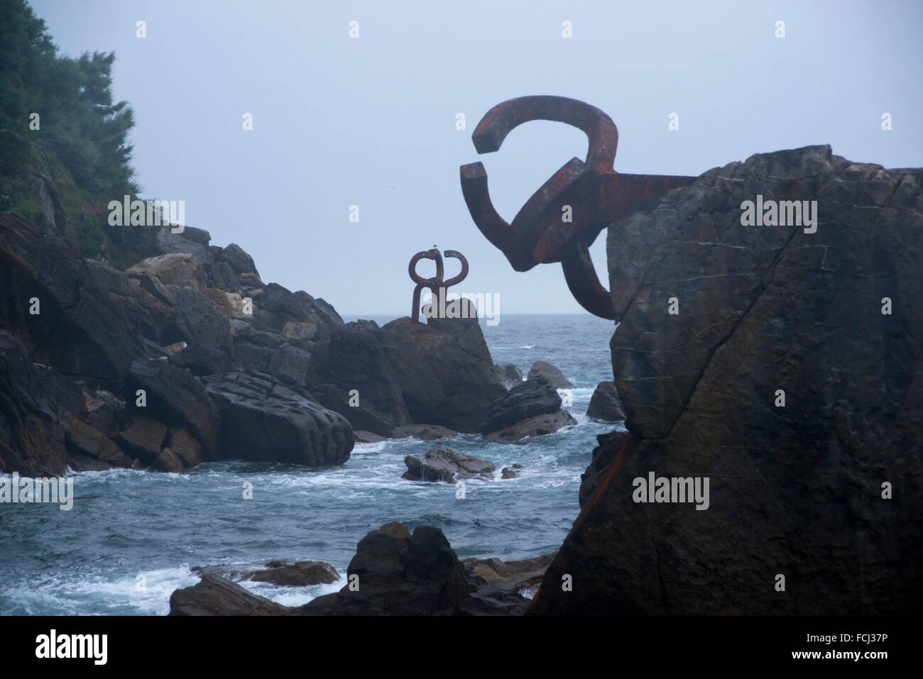 Wind Comb sculpture by Eduardo Chillida, San Sebastian, Donostia, San ...