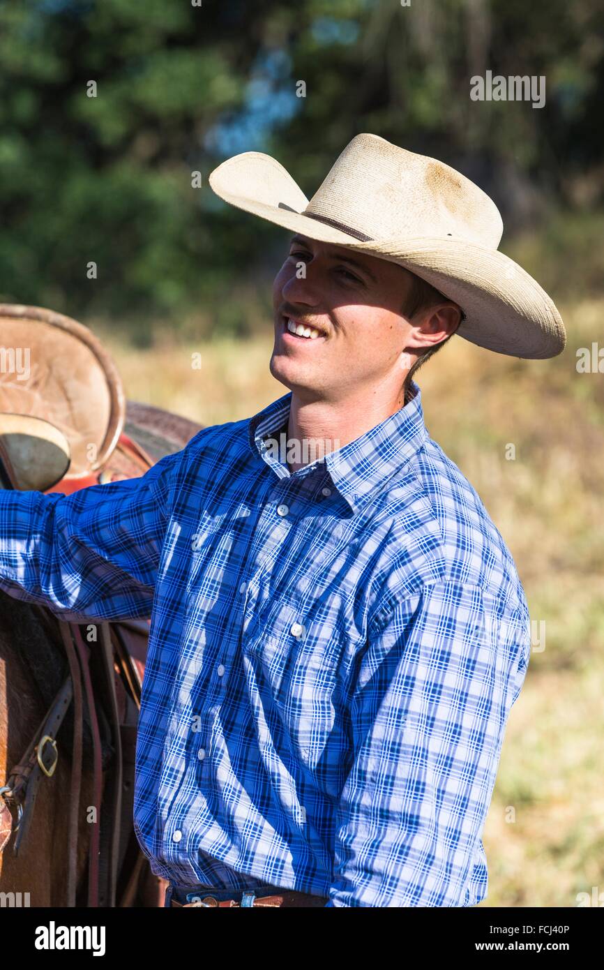 Cowboy Wrangler High Resolution Stock Photography and Images - Alamy