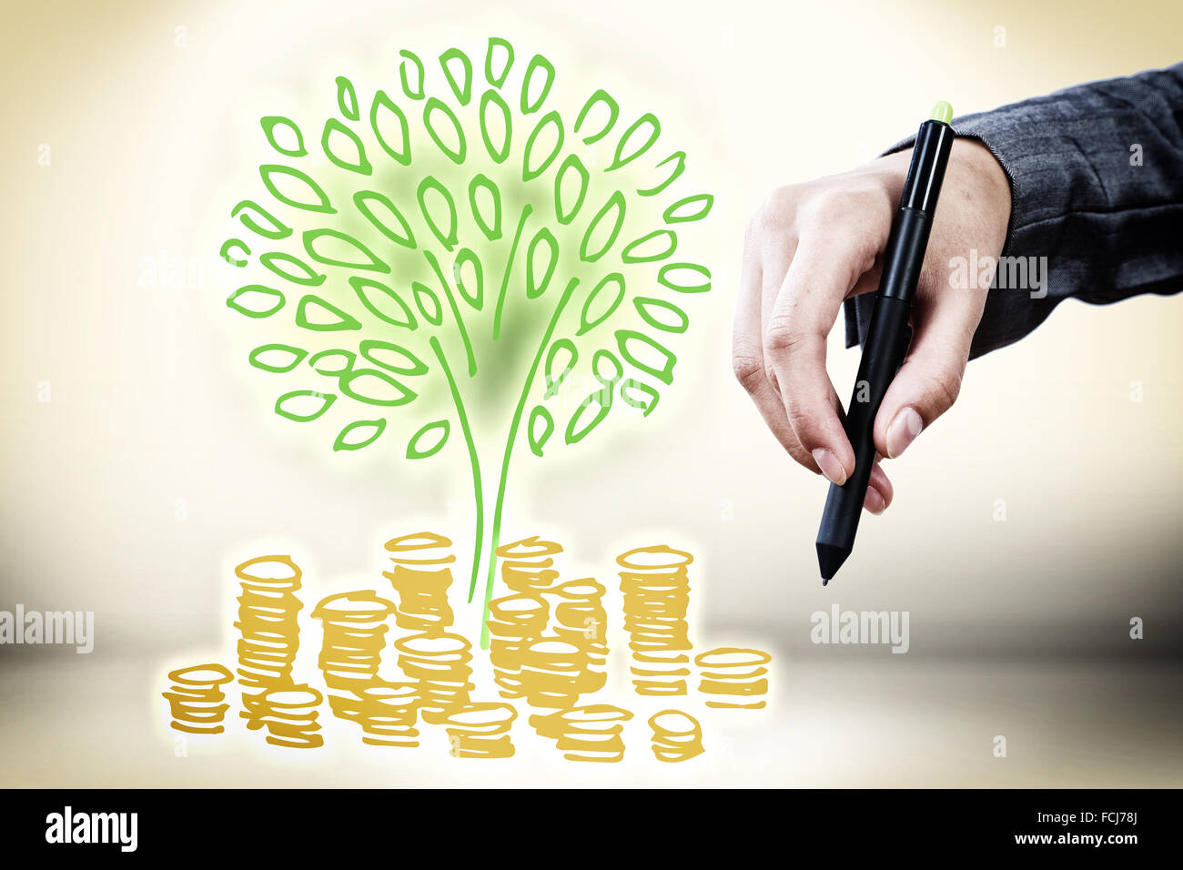 Close up of businessman hand drawing money tree Stock Photo - Alamy