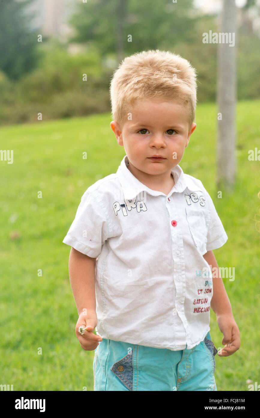 Smile shyly hi-res stock photography and images - Alamy