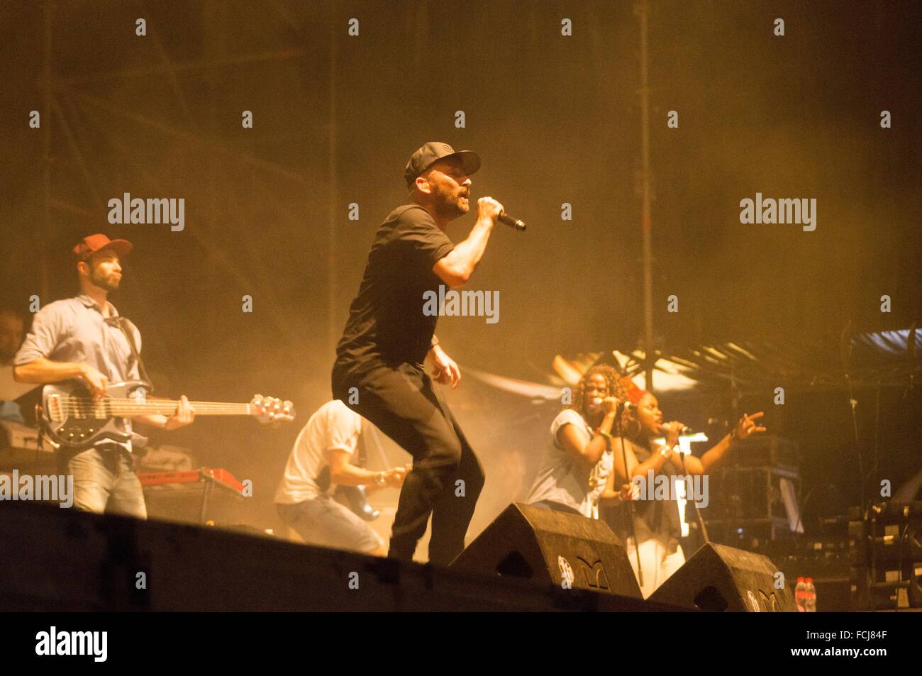 Tilmann Otto singer Gentleman & The Evolution concert Stock Photo - Alamy