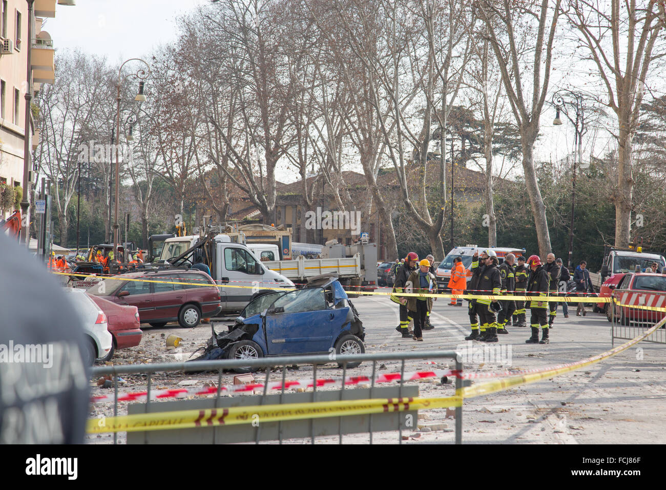 Rome, Italy. 22nd Jan, 2016. Authorities investigate the collapse ...