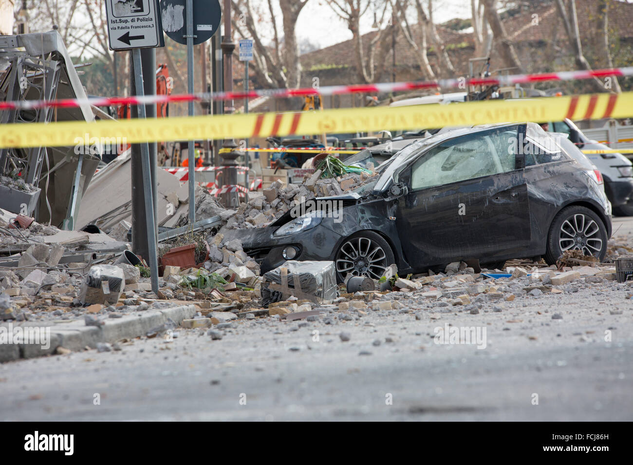 Rome, Italy. 22nd Jan, 2016. Result of the collapse of third floor ...