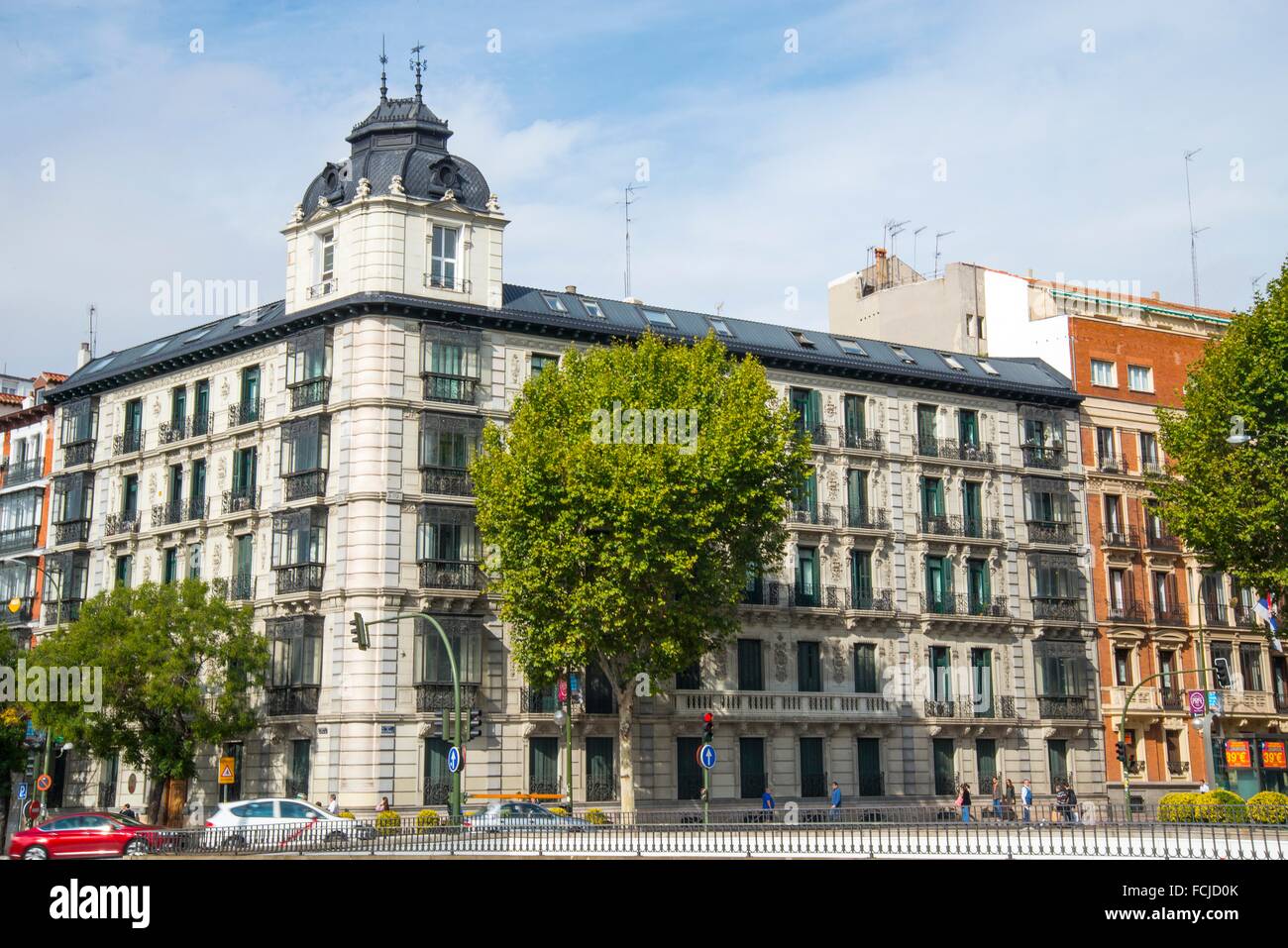 Corner apartment building architecture spanish architecture hi-res ...
