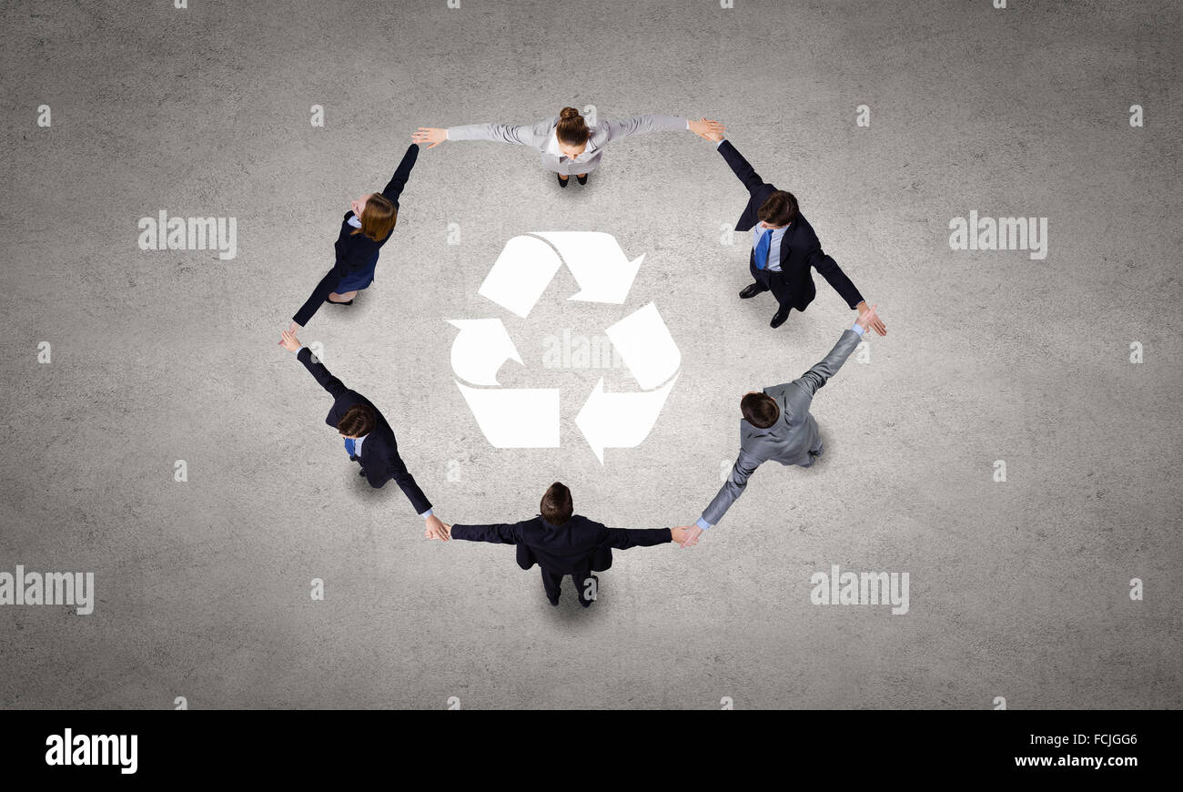 Office employee recycling hi-res stock photography and images - Alamy