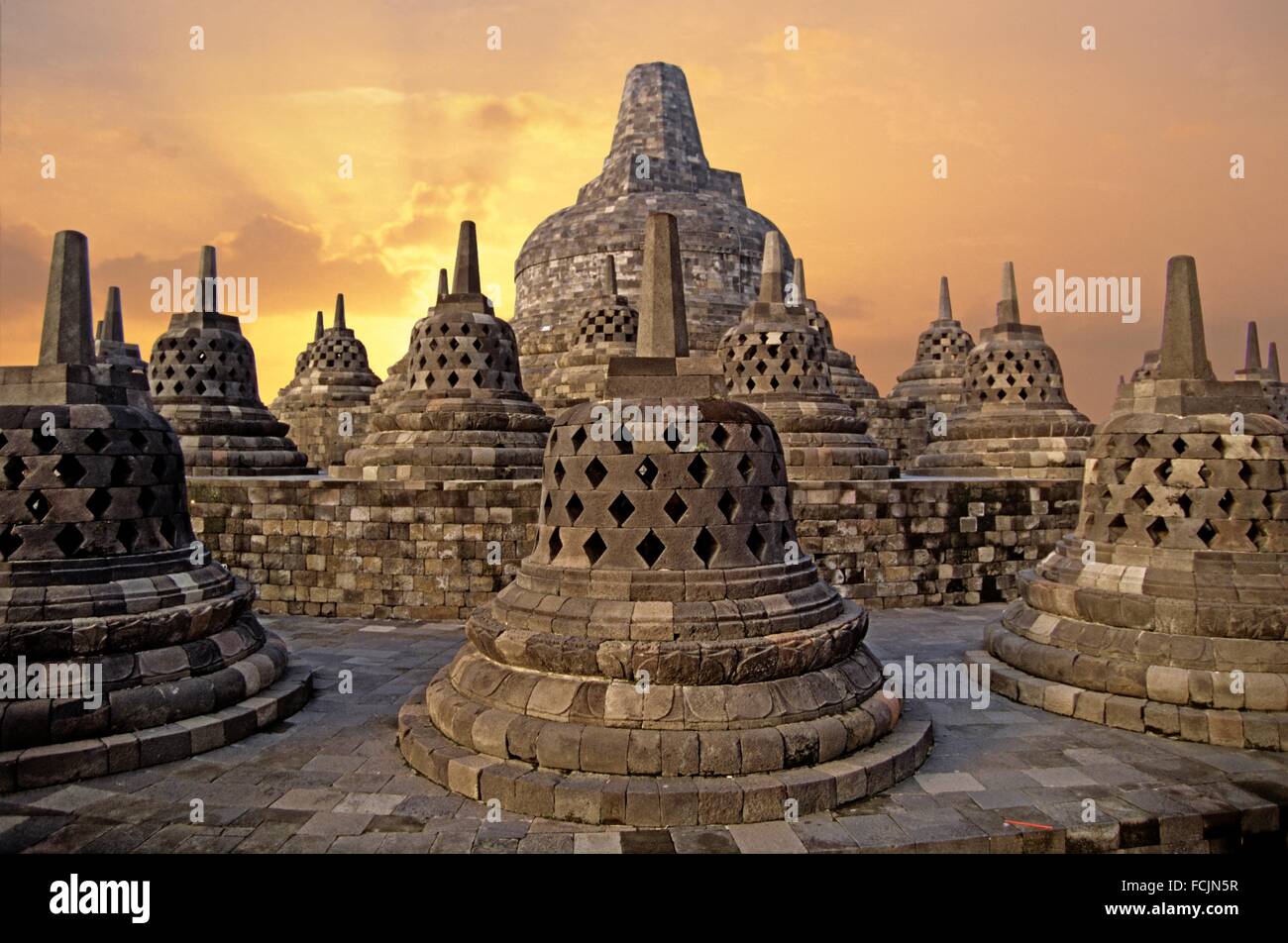 Mandala Temple High Resolution Stock Photography and Images - Alamy