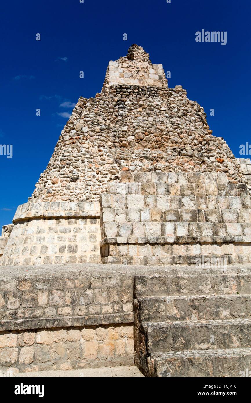 Chenes style temple hi-res stock photography and images - Alamy