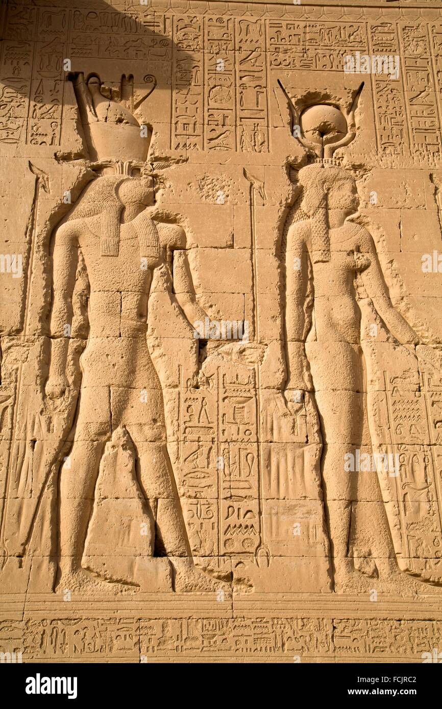 Hathor And Horus Stock Photos & Hathor And Horus Stock Images - Alamy