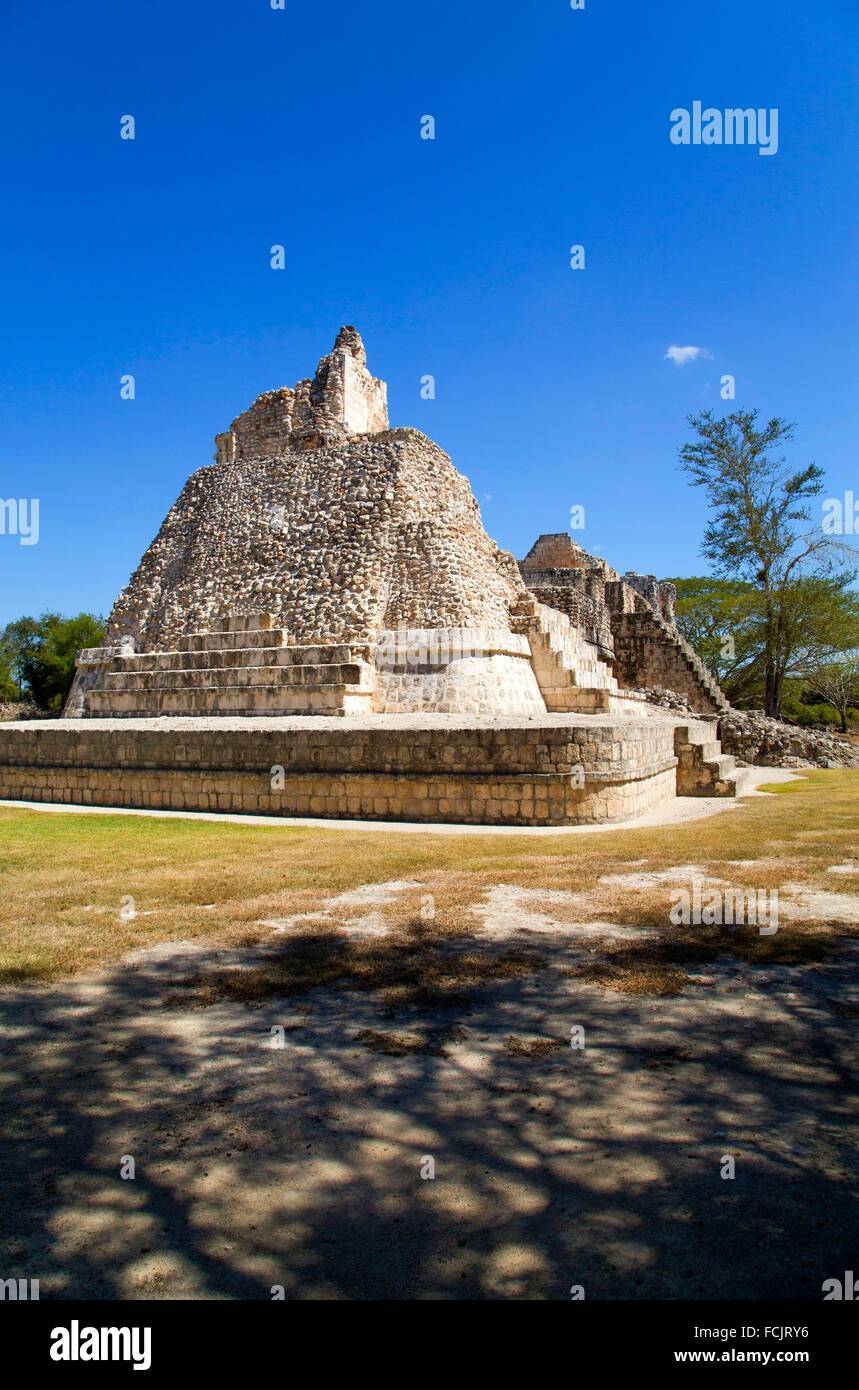 Chenes style temple hi-res stock photography and images - Alamy