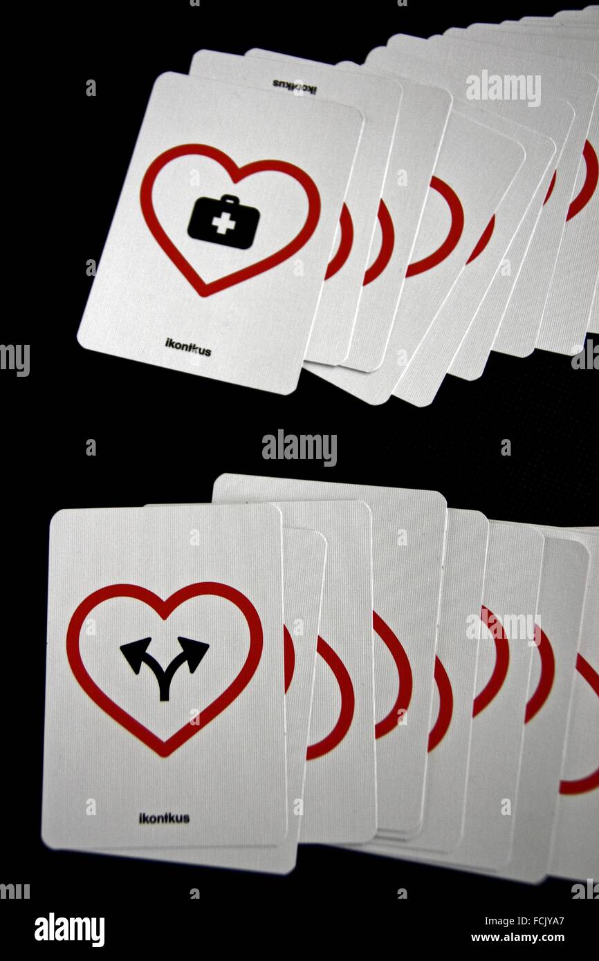 Table playing cards Stock Photo - Alamy