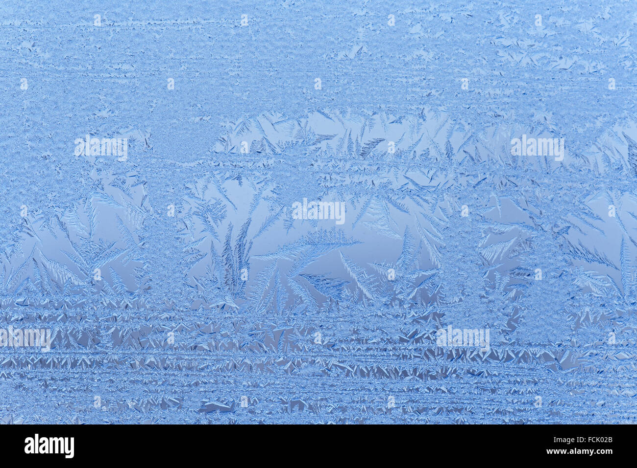 Frost on window hi-res stock photography and images - Alamy