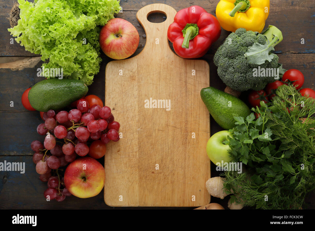 cooking background with cutting board, rustic cuisine Stock Photo - Alamy