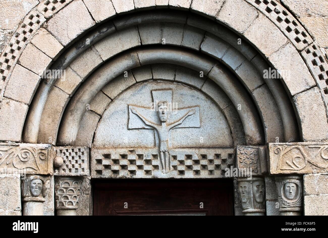Voussoir arch hi-res stock photography and images - Alamy
