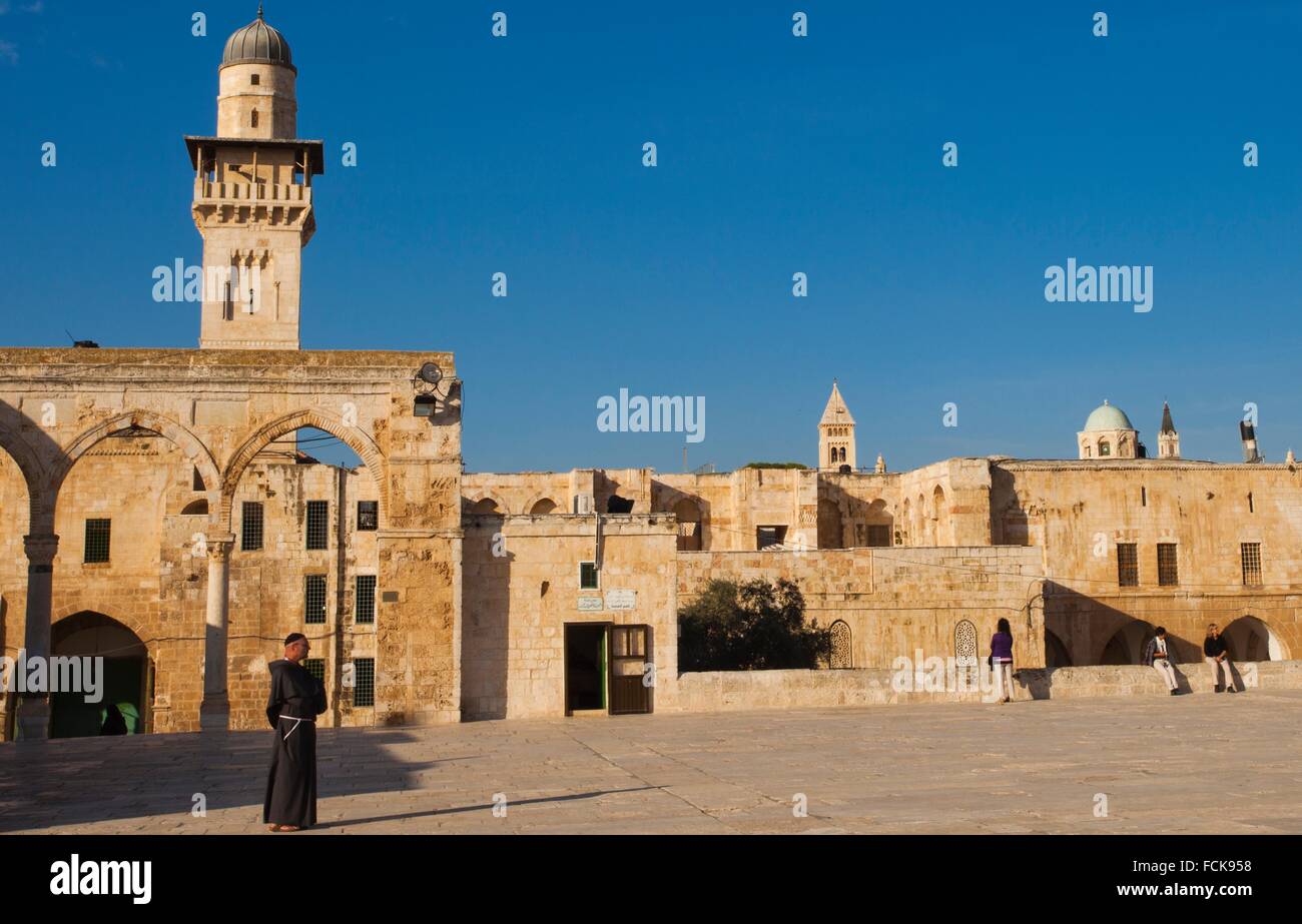 Mount moria hi-res stock photography and images - Alamy