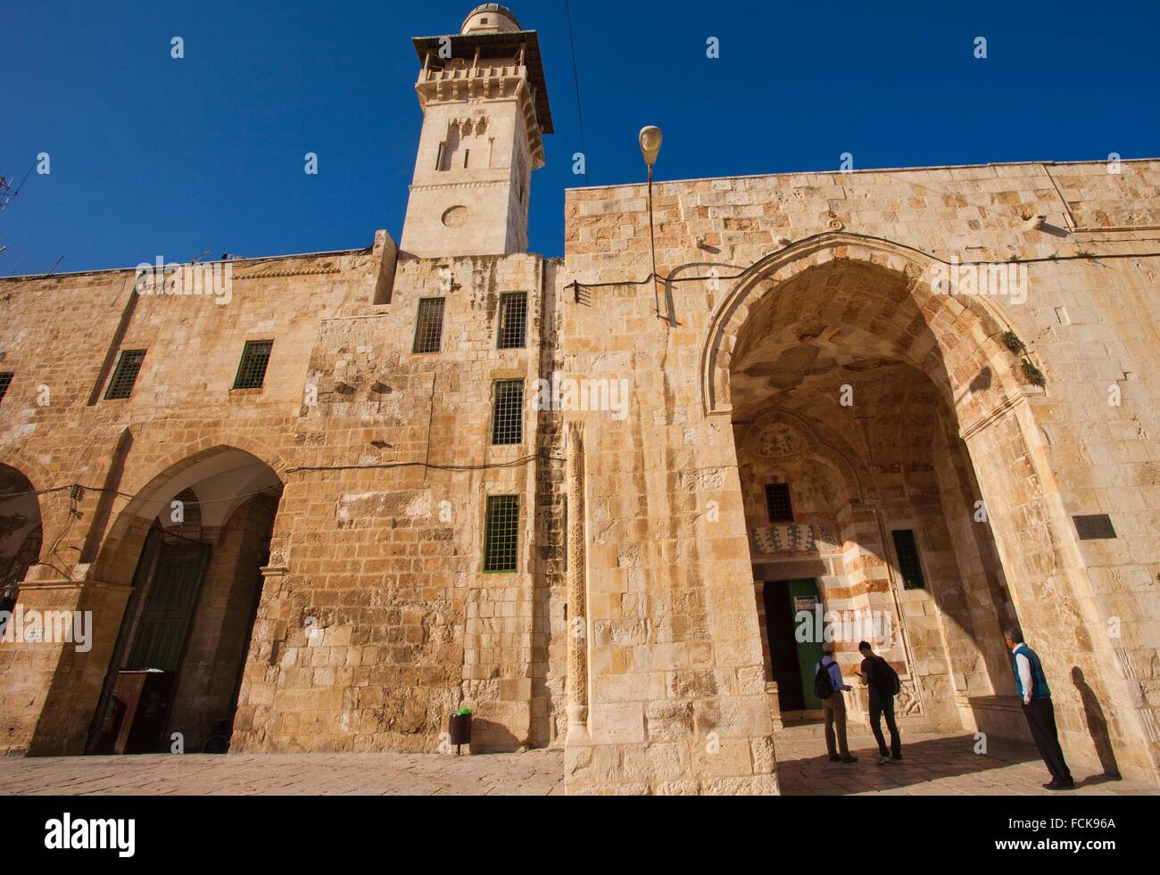 Middle temple gate hi-res stock photography and images - Alamy