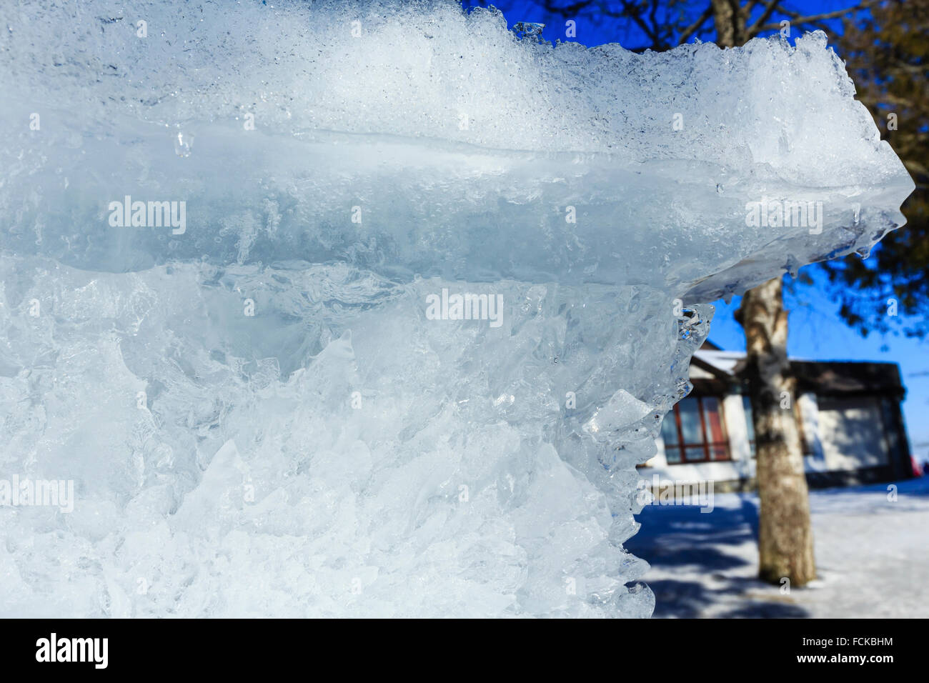 Melting ice block hi-res stock photography and images - Alamy