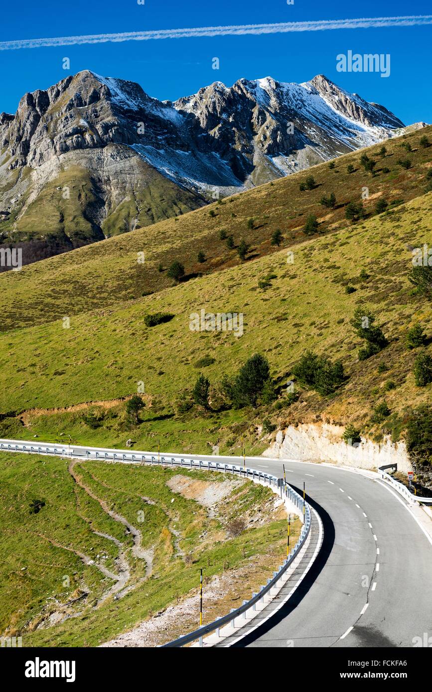 Larra Belagua road. Roncal Valley, Navarre Pyrenees, Spain Stock Photo ...
