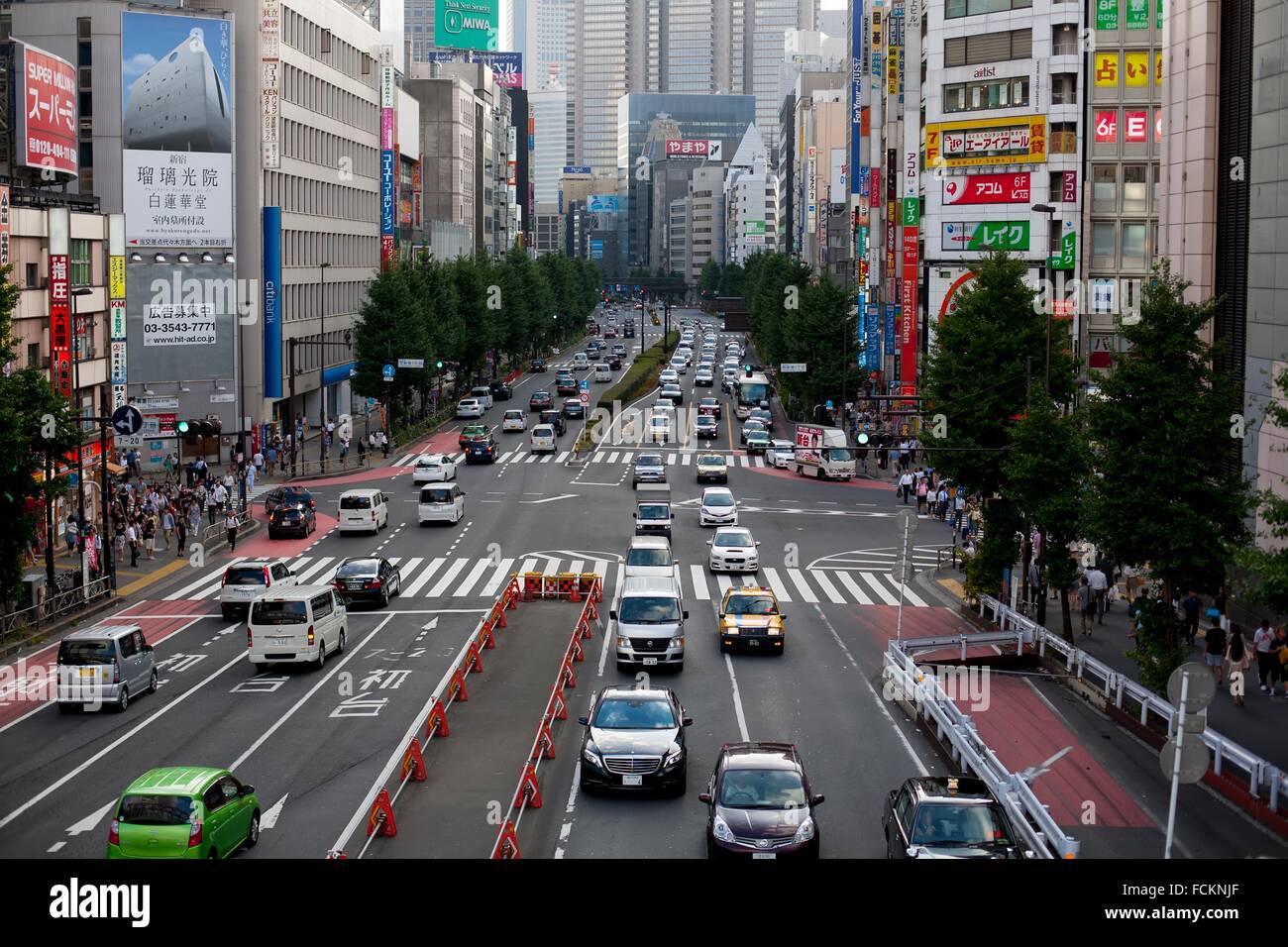 Tokyo lane hi-res stock photography and images - Alamy