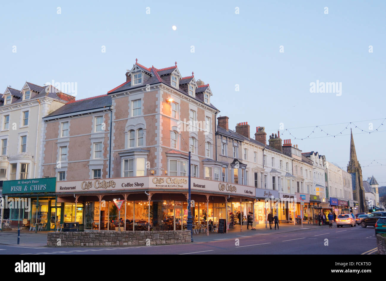 Shops in llandudno hi-res stock photography and images - Alamy