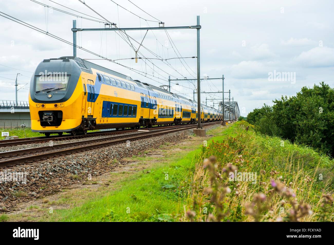 Double train bridge High Resolution Stock Photography and Images - Alamy