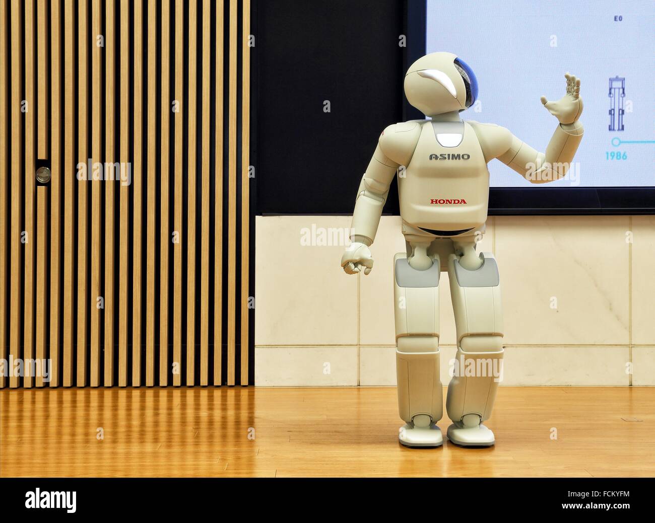 Honda asimo humanoid robot hi-res stock photography and images - Alamy