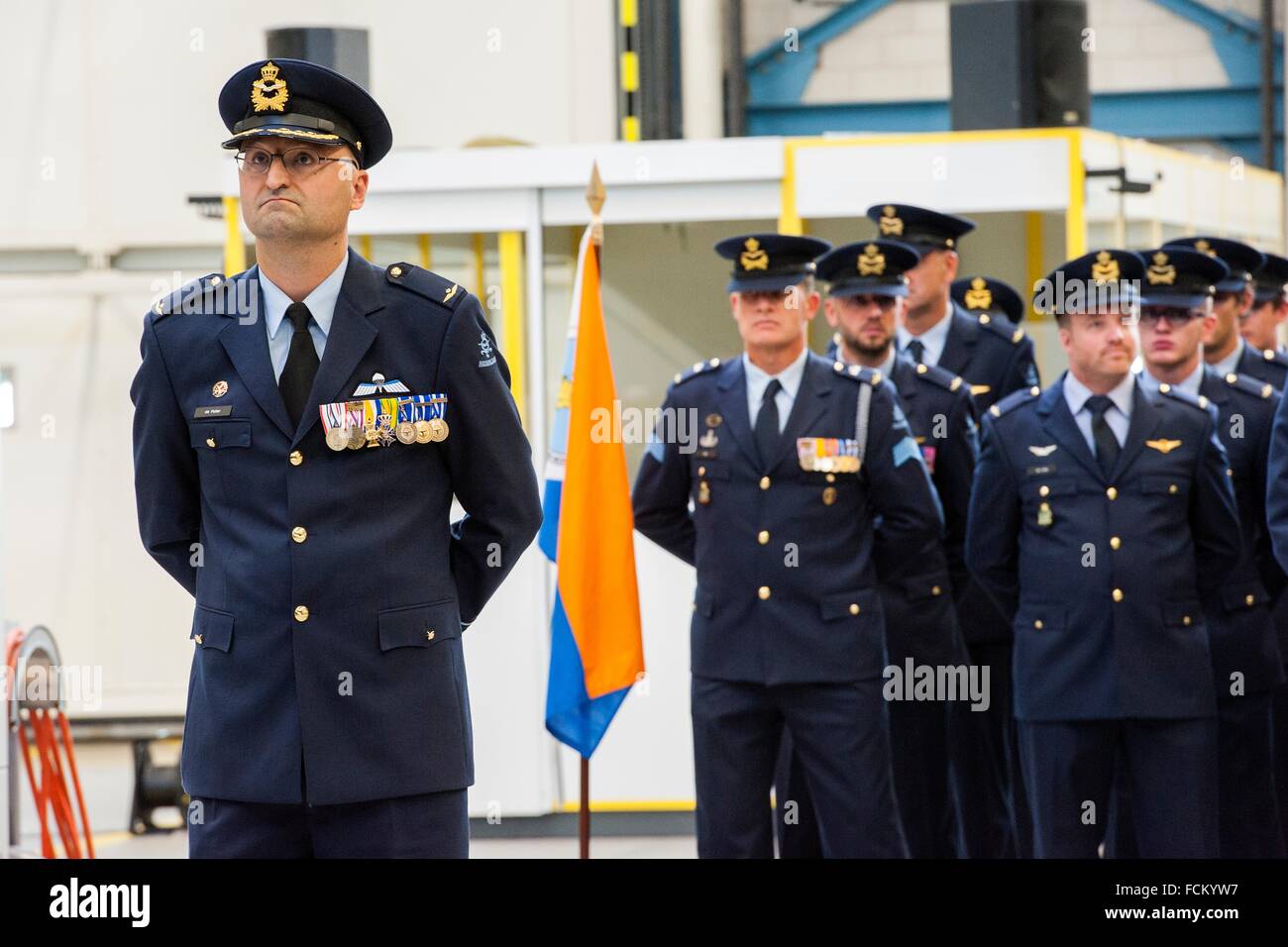 Male airforce hi-res stock photography and images - Alamy